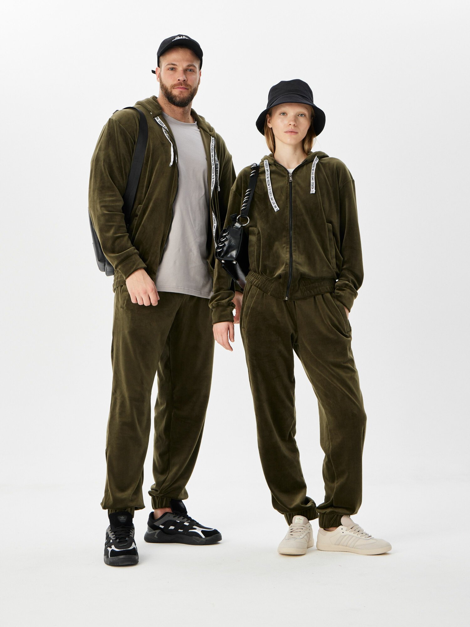 Костюм спортивный J8 MEMORIES COLLECTION