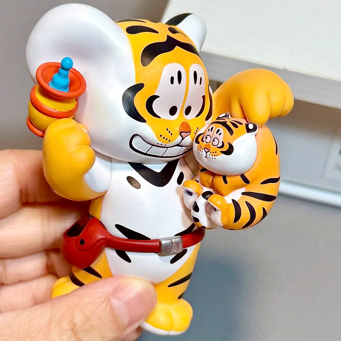I'm Not Fat Tiger Серия «Почтение к родителям» Второй выпуск слепой коробки с фигуркой «Обратный порядок»