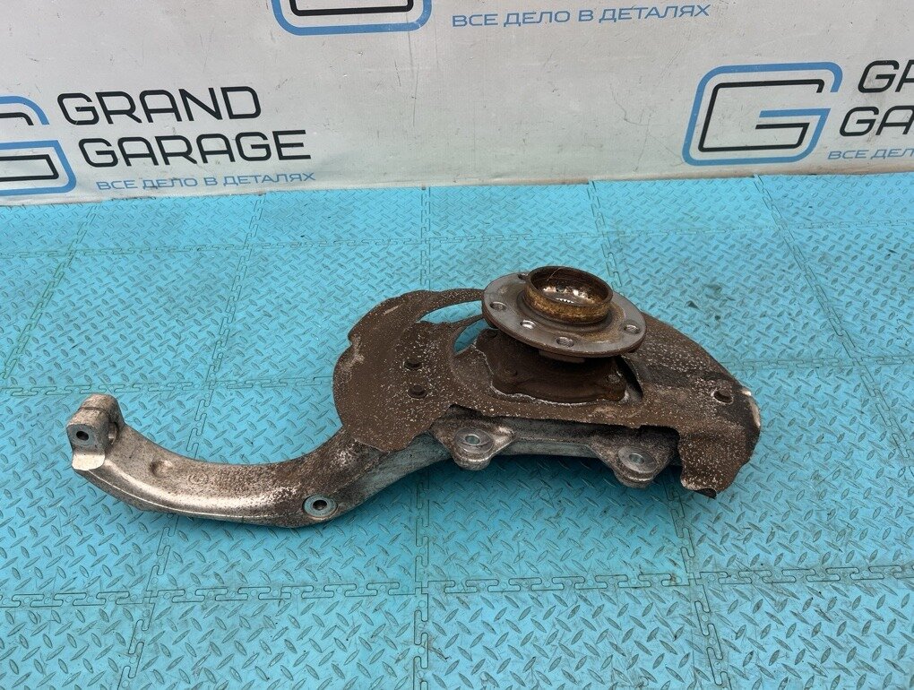 Кулак BMW X5 2015 F15 N57D30A 3.0 арт. 160663