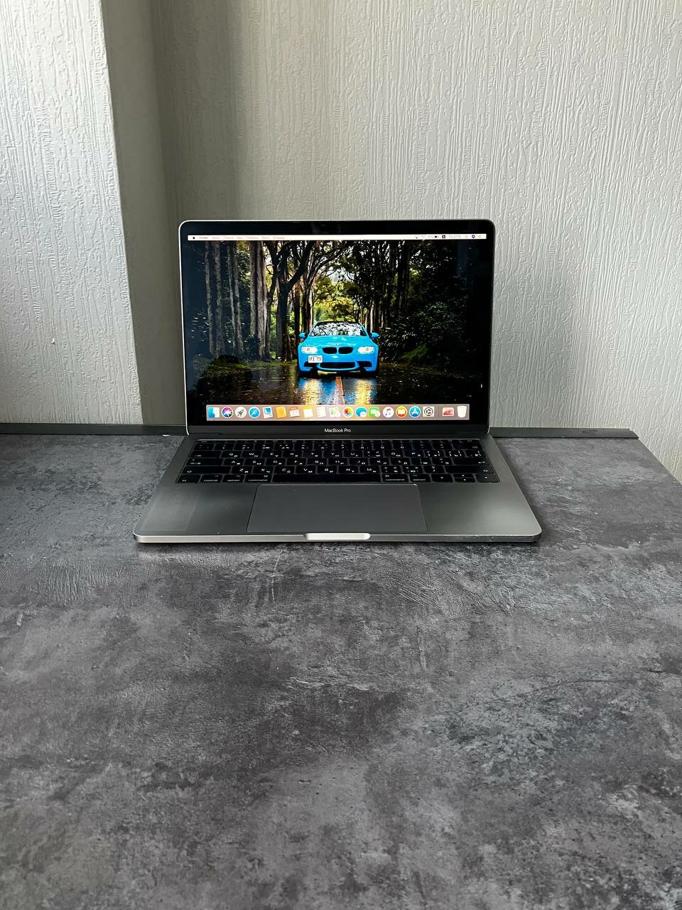 13.3" Ноутбук Apple MacBook Pro 2017 (Two Thunderbolt 3 ports), 2560x1600, Intel Core i5 2.3 ГГц, RAM 8 ГБ, SSD 128 ГБ