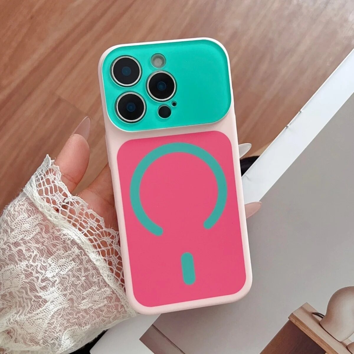 Чехол Candy Contrast Color с большим окном и защитой iPhone17 Про Макс, Розовый, Cyan Rose Red