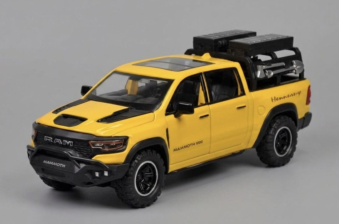 Машинка металлическая инерционная модель RAM Mammoth 1000 TRX Hennessy (РАМ Маммот 1000 ТэЭрИкс Хеннесси). Детская игрушка / Масштаб 1:32