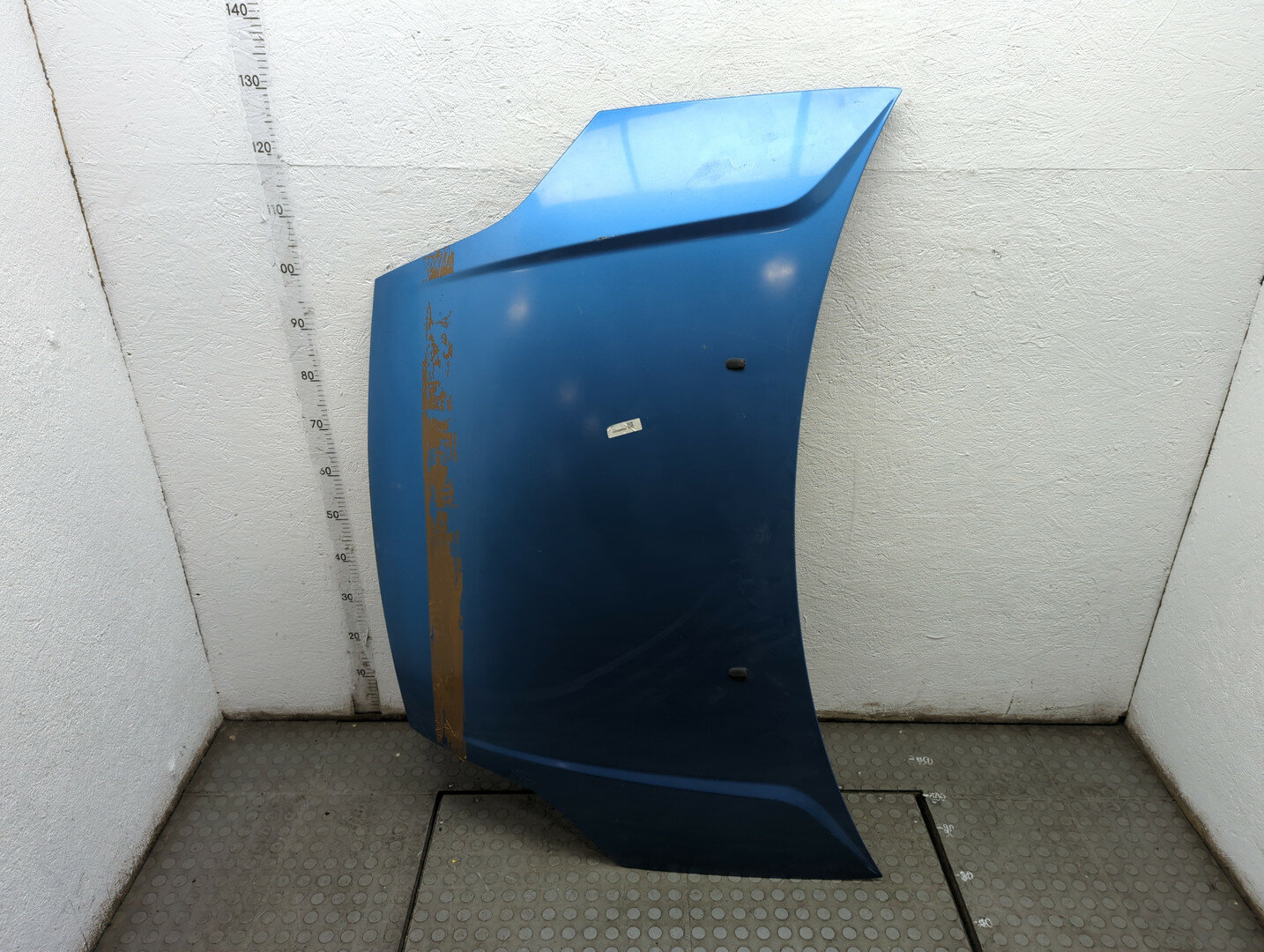 Капот Ford Fiesta Б/У