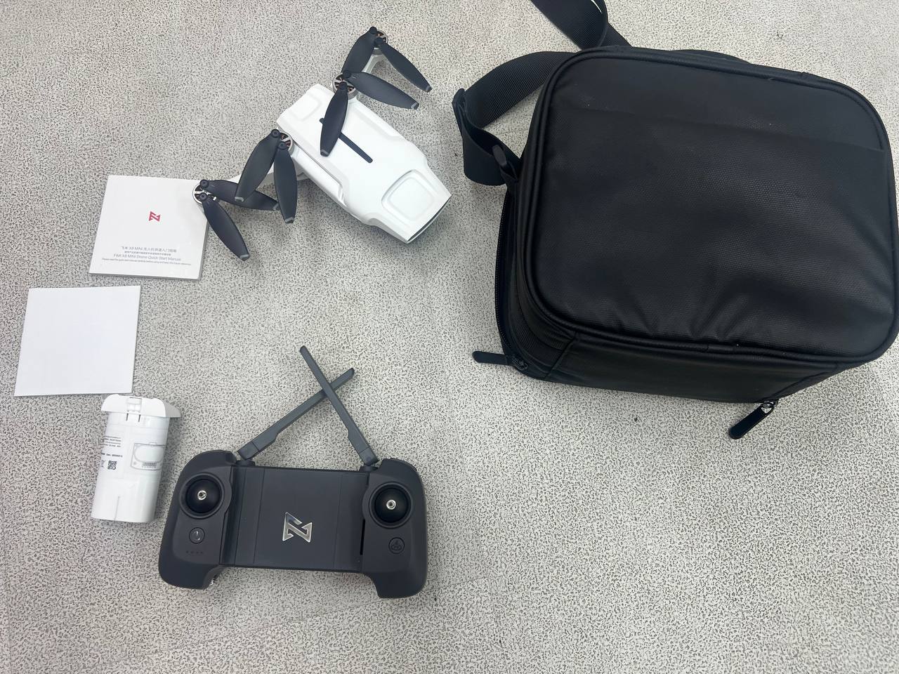 Квадрокоптер FIMI X8 Mini Combo