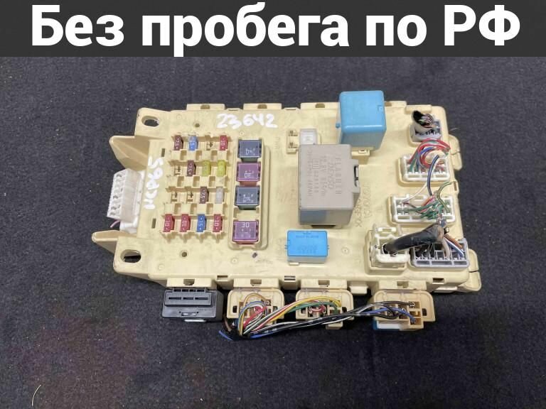 Блок предохранителей салона TOYOTA IST NCP65
