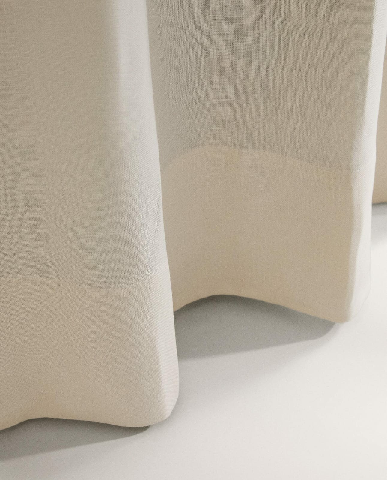Штора ZARA HOME "BIA Y", льняная, затемняющая, 140x270 см, цвет белый