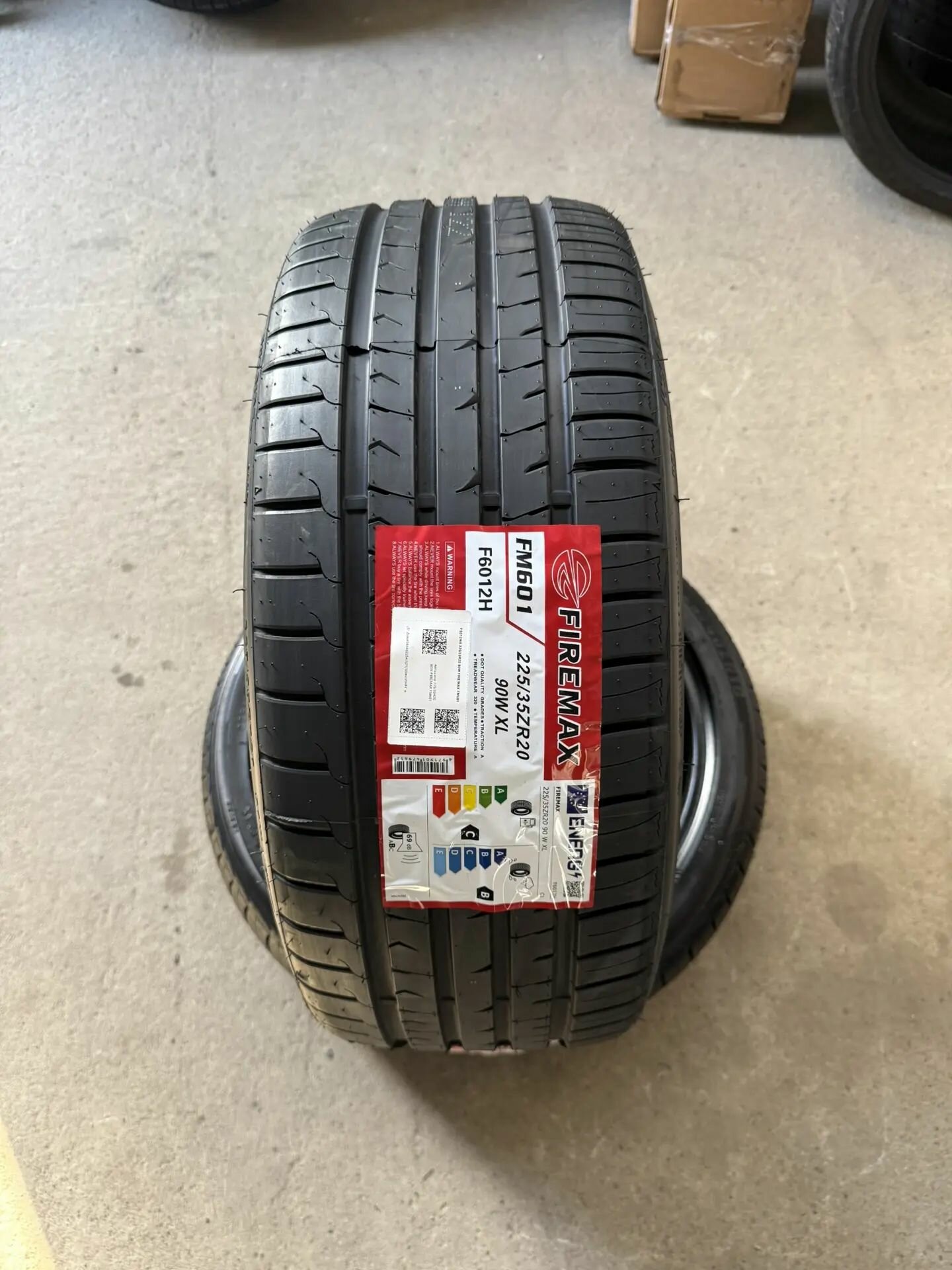Шина летняя 225/35R20 90W FIREMAX FM601 Автомобильная резина