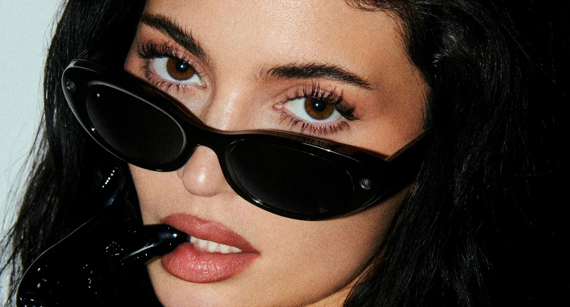 Умные очки-хамелеоны с камерой и встроенным ИИ Starfire Kylie Edition Black/Clear To Gray Transitions