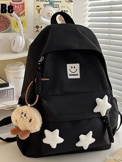 Рюкзак DXDBAGS черный с звездами и мультяшным брелоком для студентов и школьниц — фото 1
