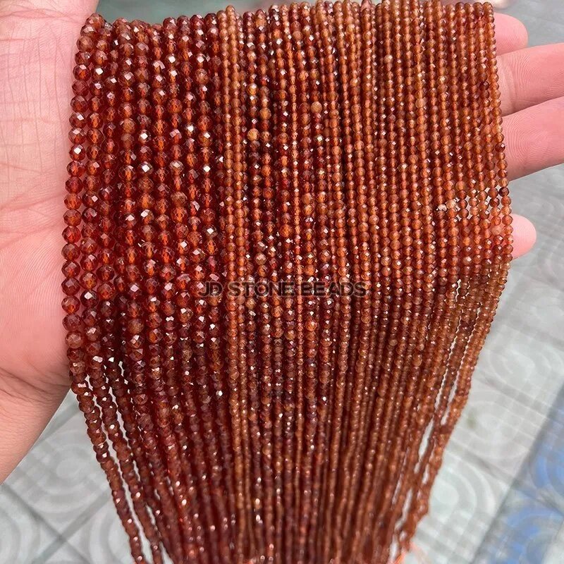 Бусины из кварца, яшмы и кальдалита 2-4 мм 4mm approx 94pcs, Natural Garnet