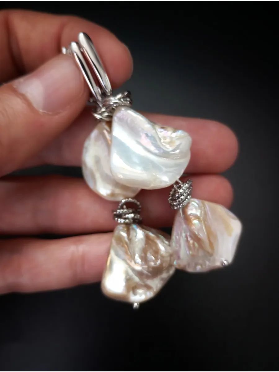 Серьги myartofstones, размер 50 мм, бежевый, белый — фото 1
