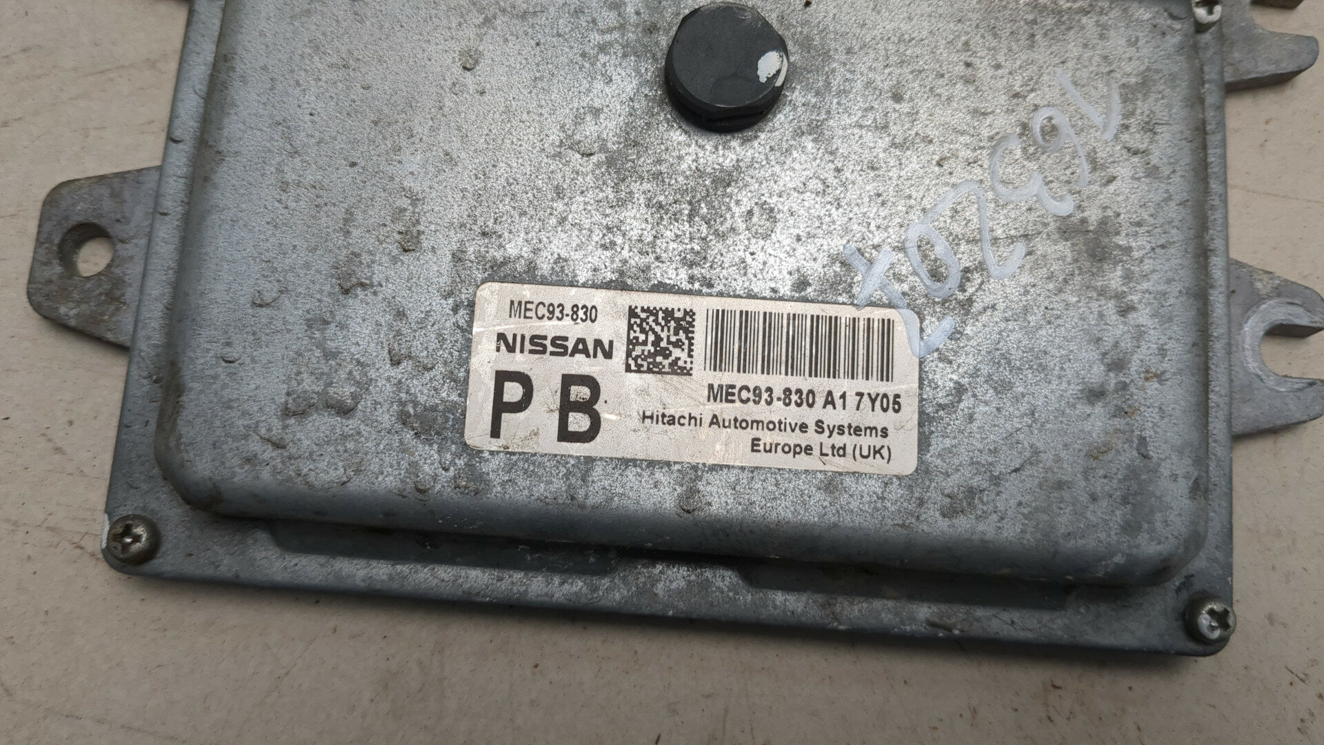 Блок управления двигателем Nissan Note E11 Б/У — фото 1