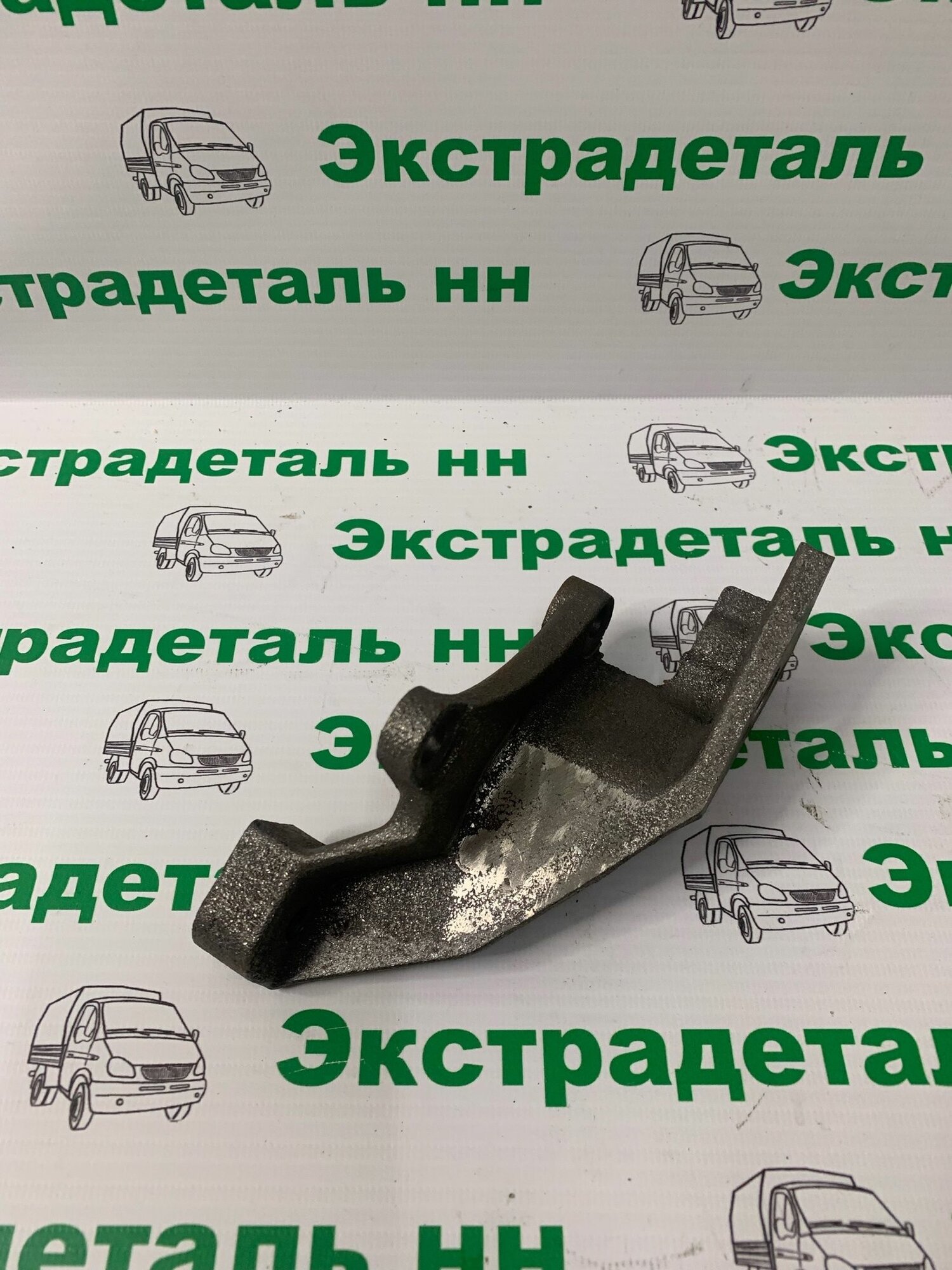 Кронштейн насоса ГУР для Газели-3302, Соболя-2217, для двигателя ЗМЗ 406, 40522, 40524 евро 3