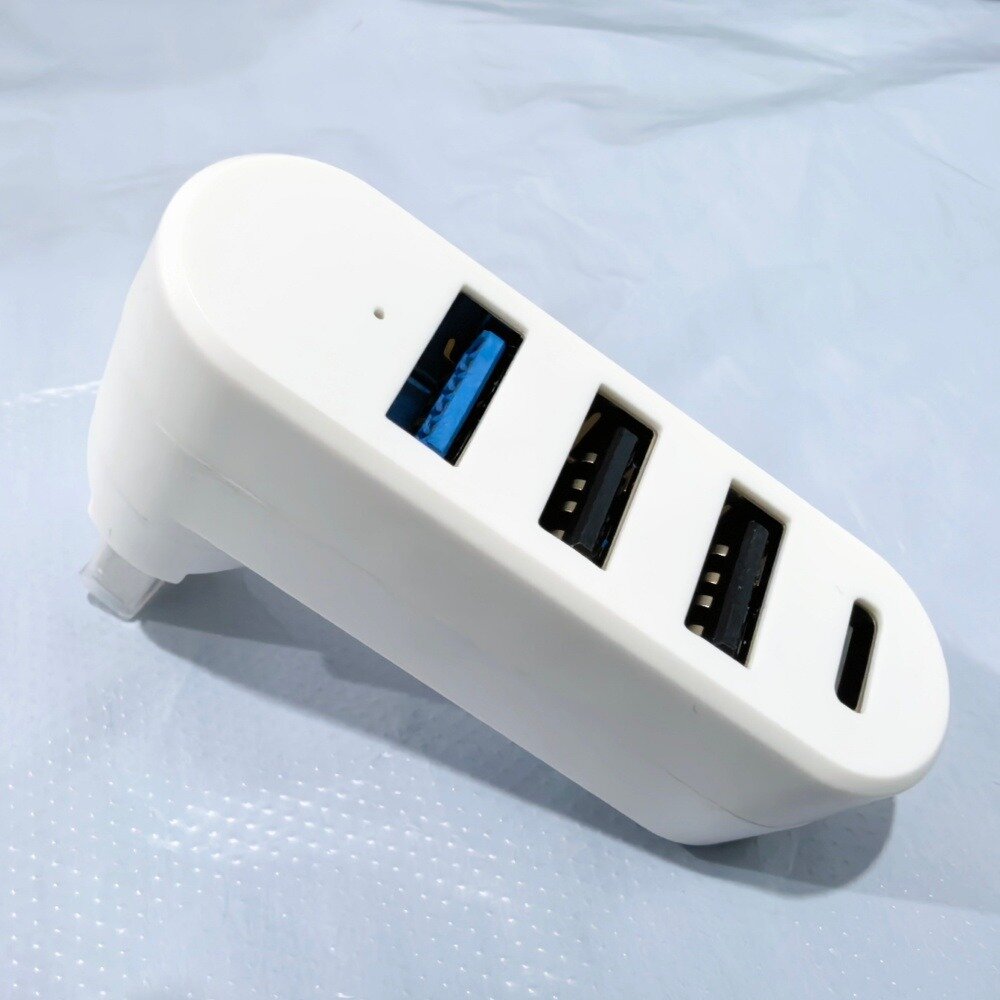 USB 3.0 хаб на 4 порта (3x USB-A + 1x USB-C) с поворотом на 90° и 180°, белый