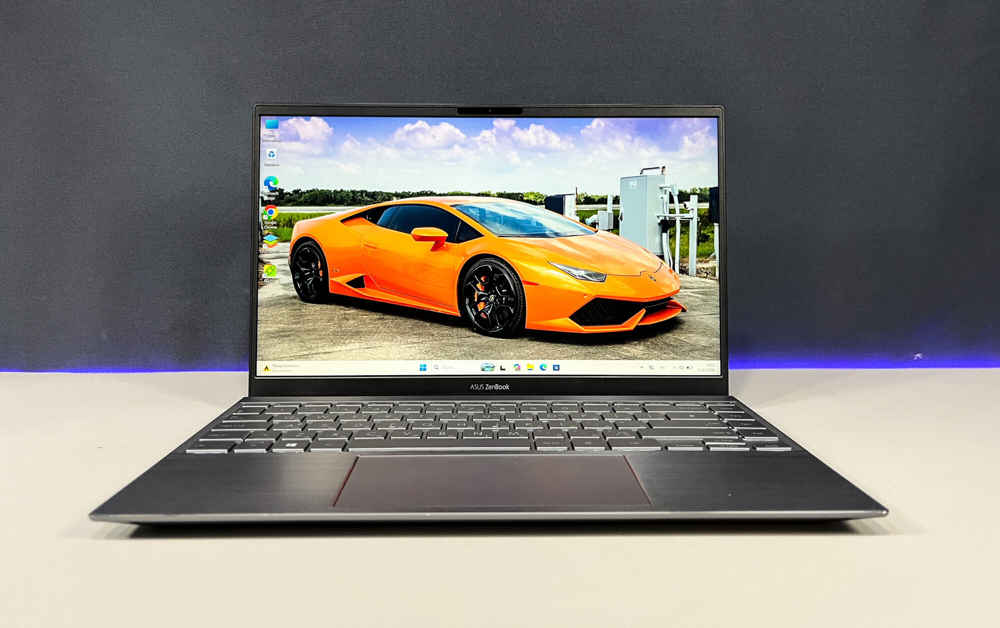 Ноутбук Asus ZenBook 14"/AMD Ryzen 7 5700U 8/16*1.80-4.30GHz/MX450/8Gb/SSD256Gb