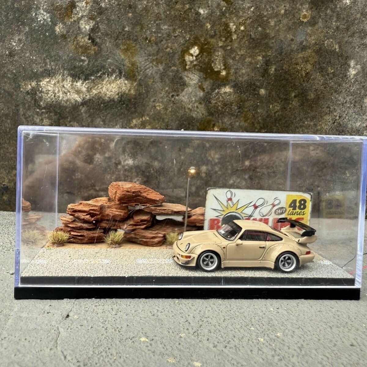 Car Bay Гараж для машинок 1:64. ручная работа (Без модели автомобиля). Игрушечный гараж для моделек. Подарок мальчику