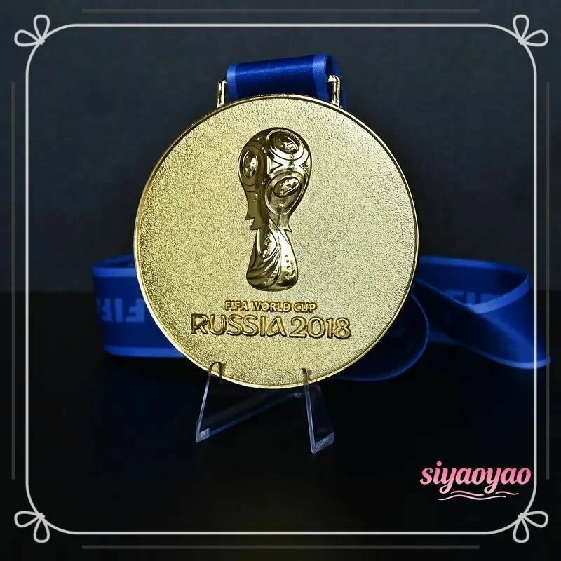 Mедали победителя Чемпионата мира по футболу ЧМ-2018 RUSSIA Россия
