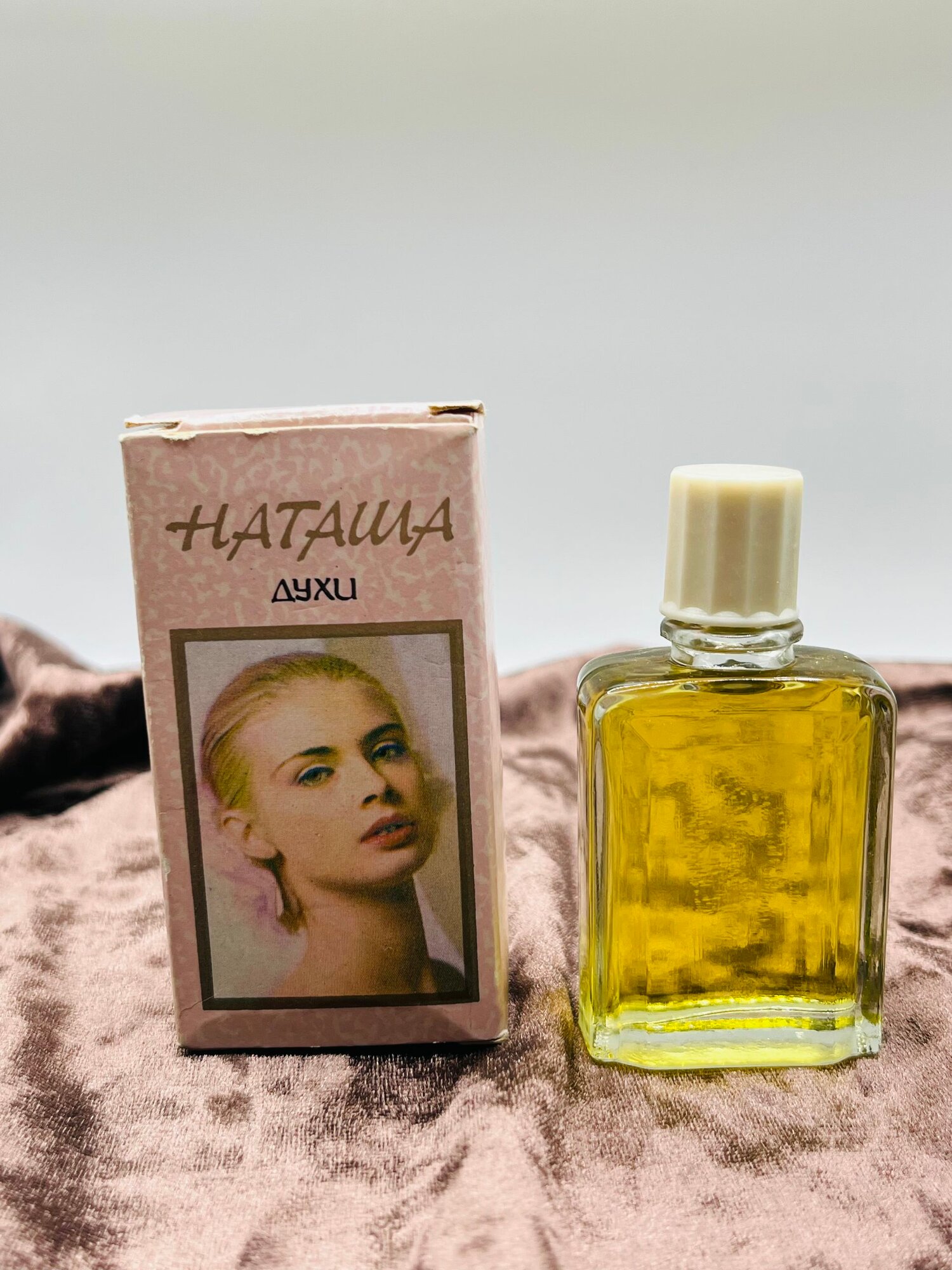 Винтажные духи женские Наташа