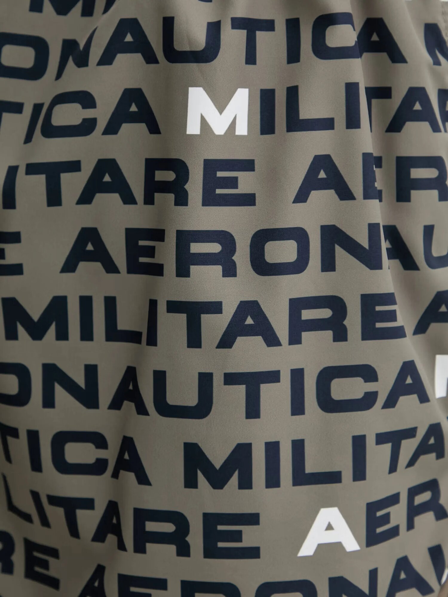Шорты для плавания Aeronautica Militare Logo-print drawstring swim shorts, размер 50 — фото 1