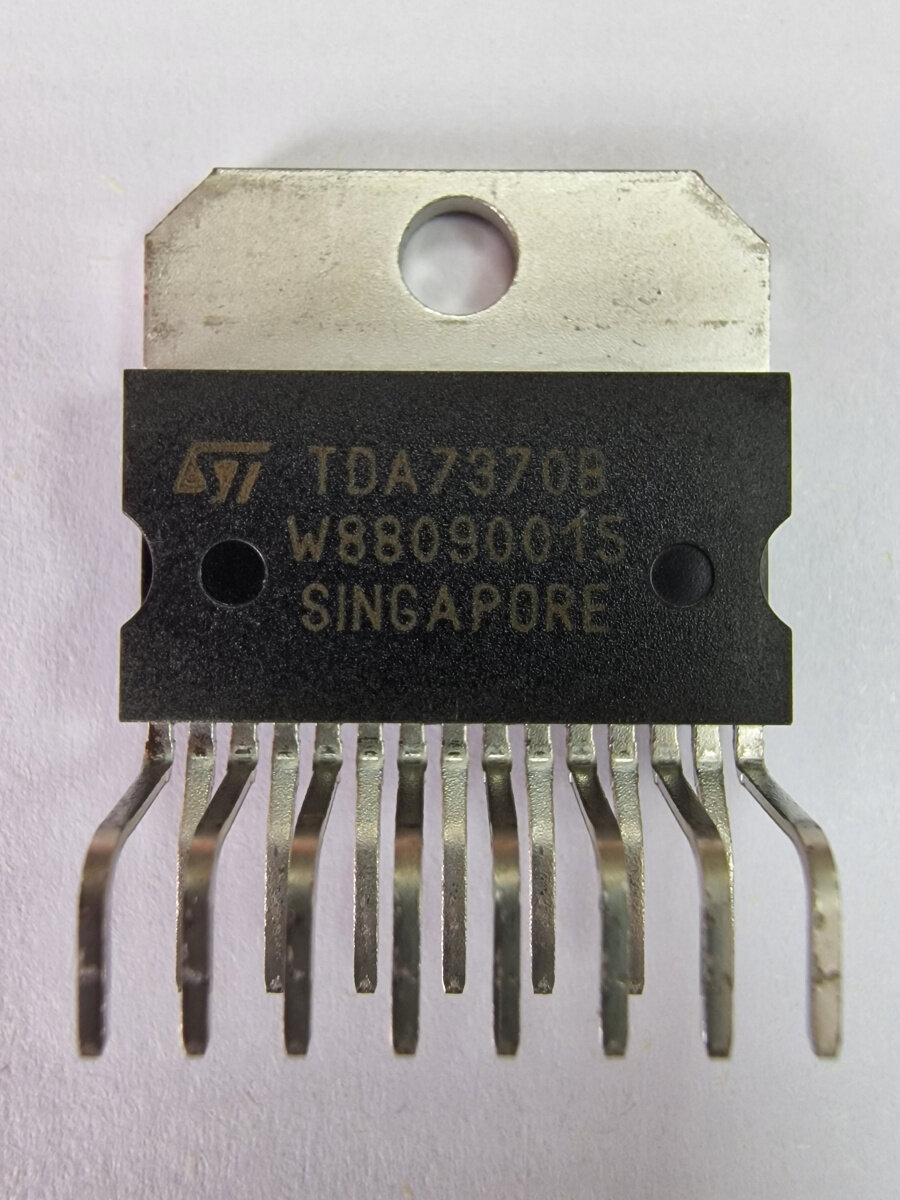 Микросхема TDA7370B