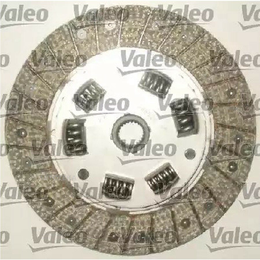 Комплект сцепления RENAULT: MEGANE Cabriolet 99- MEGANE Classic 99- MEGANE Coach 99- MEGANE Grandtour 99- MEGANE I 99- SCENIC 99-03 VALEO 821422