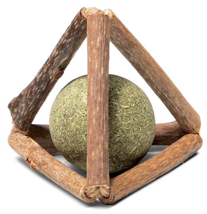 Игрушка для кошек Triol / Триол Natural треугольник с кошачьей мятой из мататаби, 5см / зоотовары для животных мататаби