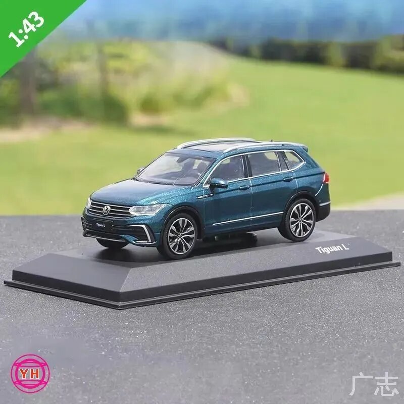 Эксклюзивная коллекционная игрушка 1:43, Volkswagen Tiguan L 2022 года, детально воспроизведенная из литого металла