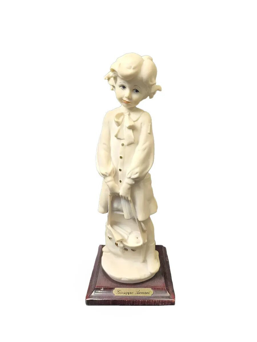 Статуэтка "Девочка с портфелем" Capodimonte — фото 1