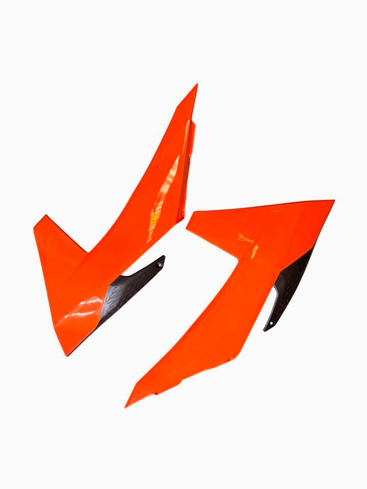 Пластик боковой передний на мотоцикл KTM 2024 (оранжевый) комплект