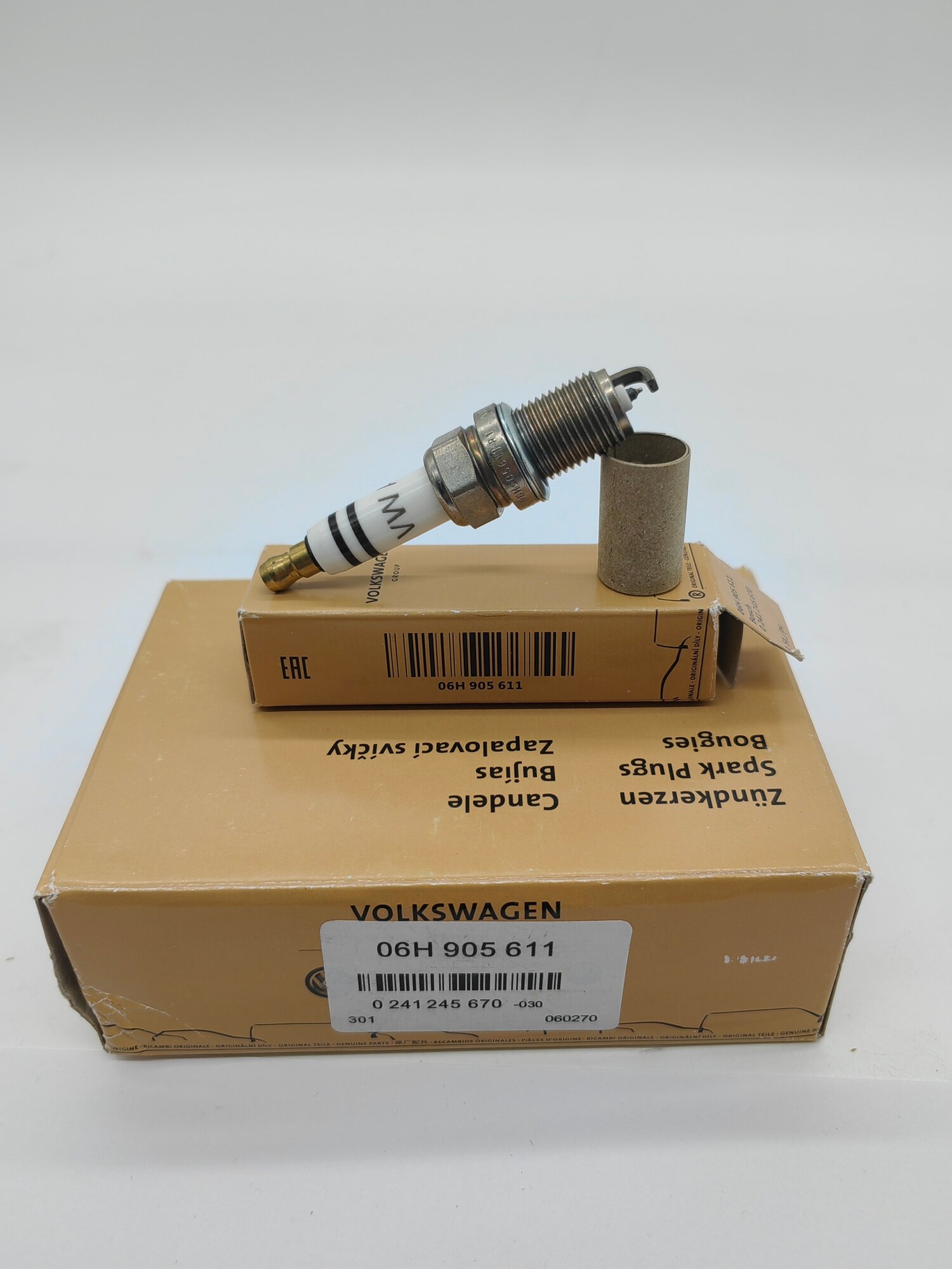 VAG Свеча зажигания VAG Арт. 06H905611