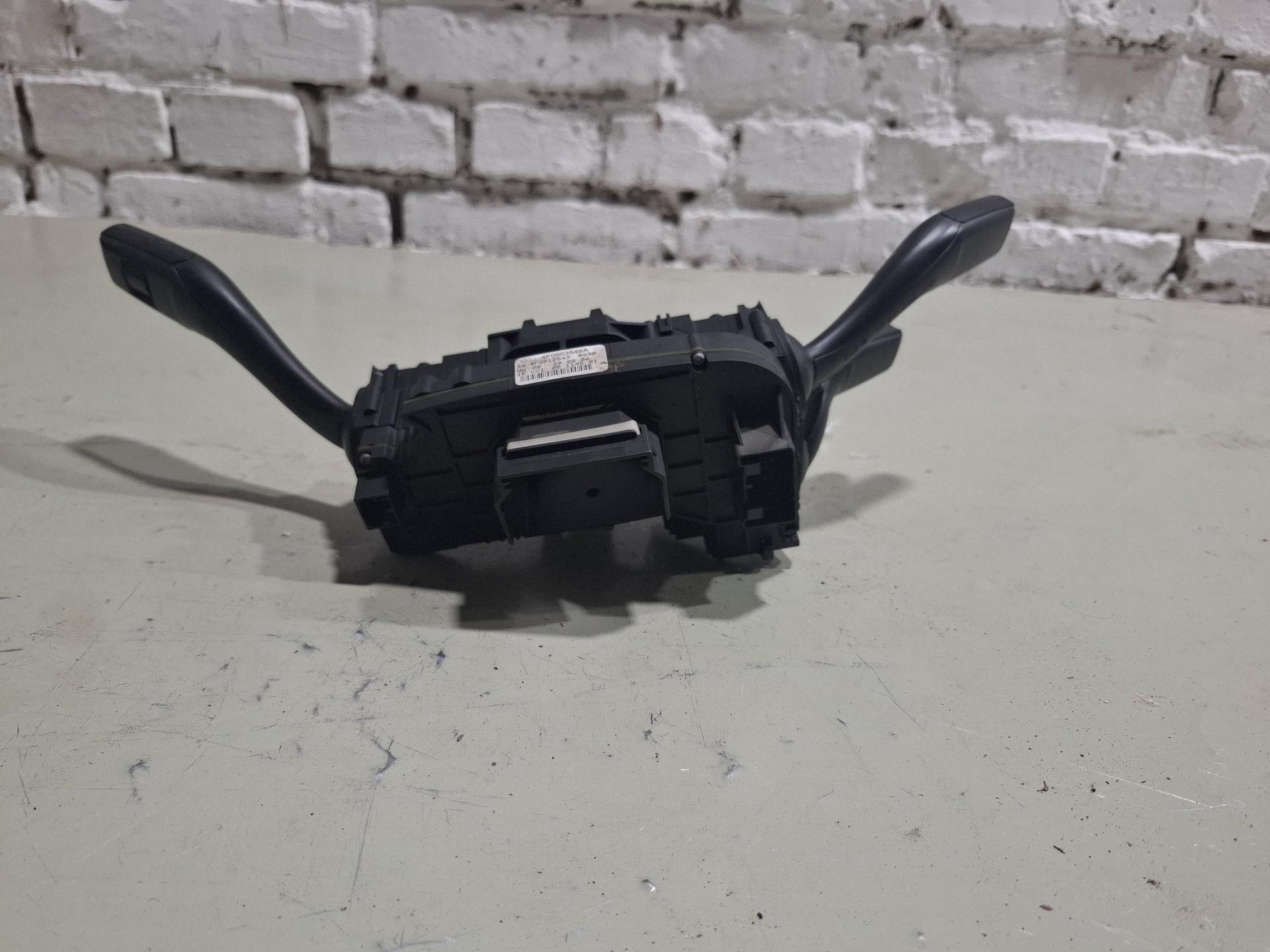 Переключатель подрулевой (стрекоза) Audi A6 C6 (2004 - 2008) 4F0953549A