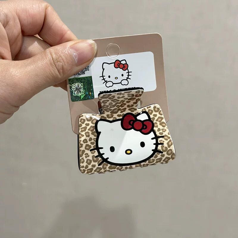 Hello Kitty средняя заколка с леопардовым принтом - стильный кайфовый аксессуар