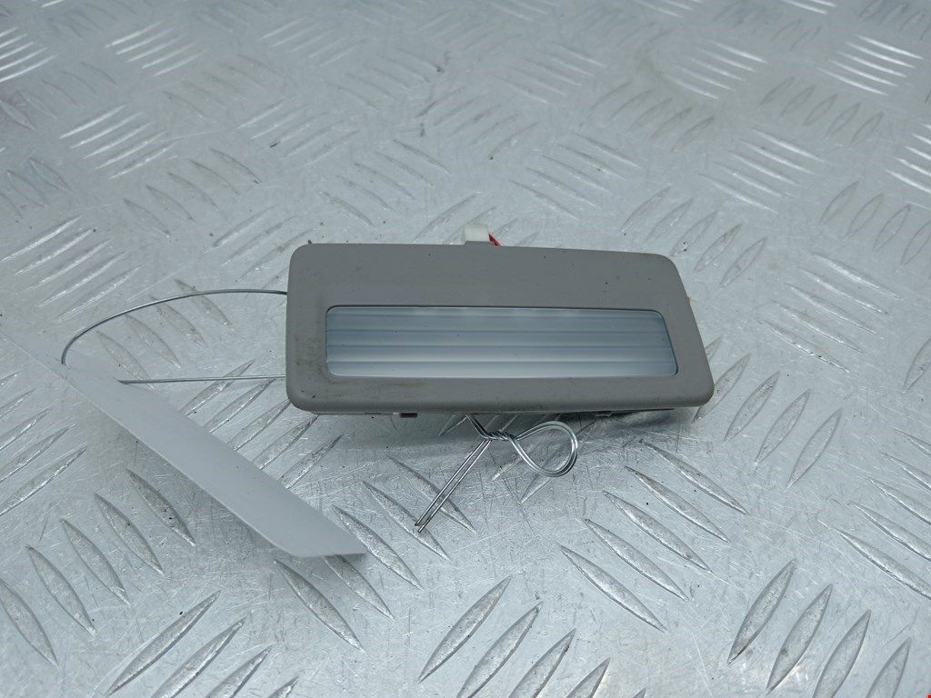Плафон салонный / 1770747 63319163766 63319163766 для BMW 5-Series (F07/F10/F11/F18) (с пробегом)