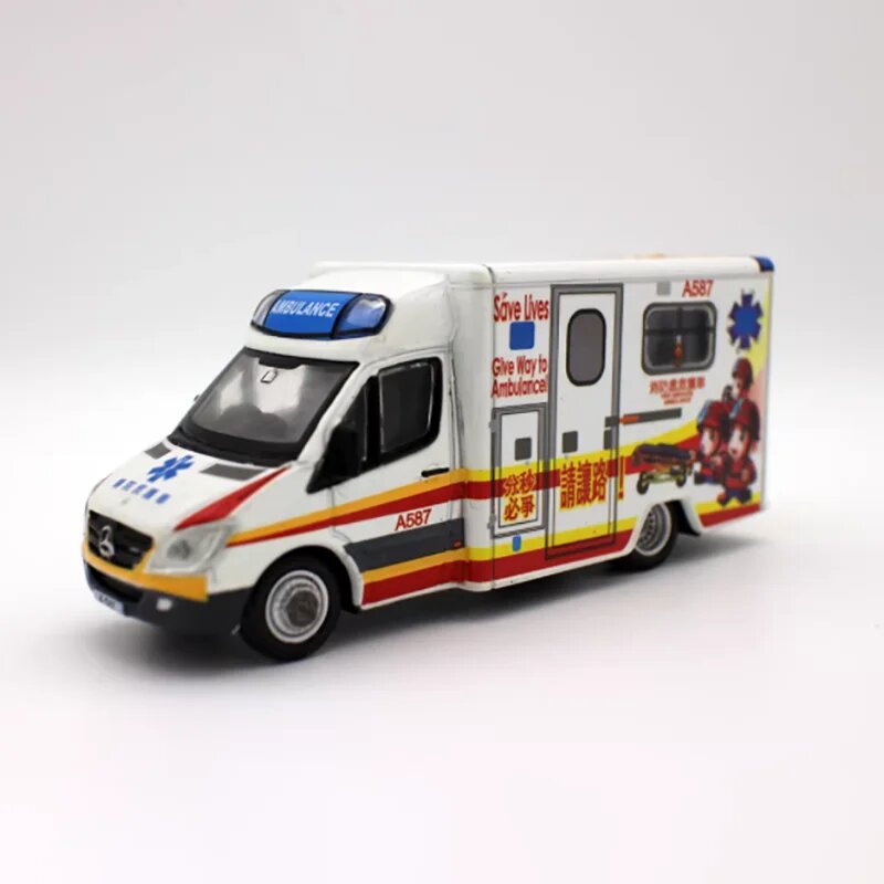 Статичная модель автомобиля скорой помощи Sprinter WELLY 1:76
