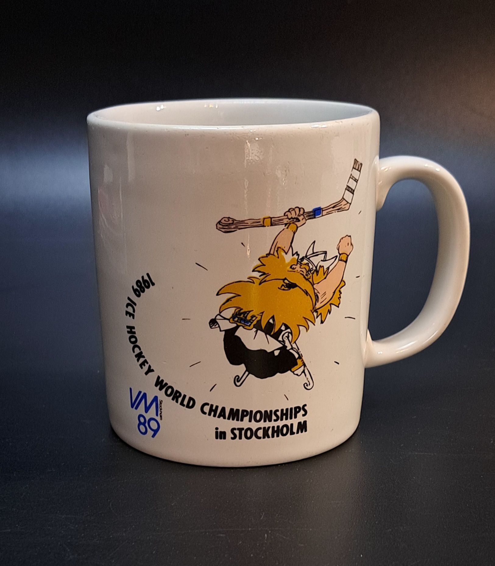 Кружка "Чемпионат мира по хоккею" Стокгольм. 1989г.