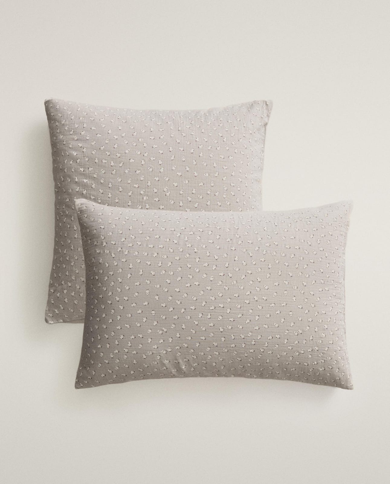 Наволочка ZARA HOME для детской подушки из хлопкового шифона с цыплятами, серая, 60 x 60 см 1609/091/832-29