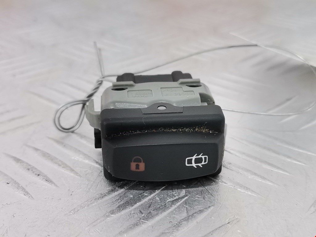 Кнопка центрального замка / 1606665 2808202 8200414615 для Renault Laguna 2 (с пробегом)