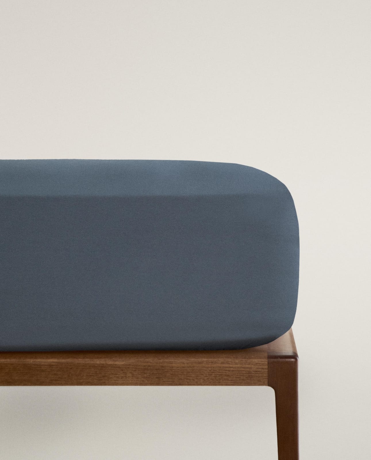 Простыня ZARA HOME хлопковая простыня на резинке 45167900, JASNONIEBIESKI, 160 x 200 x 30 см 5167/900/427-17