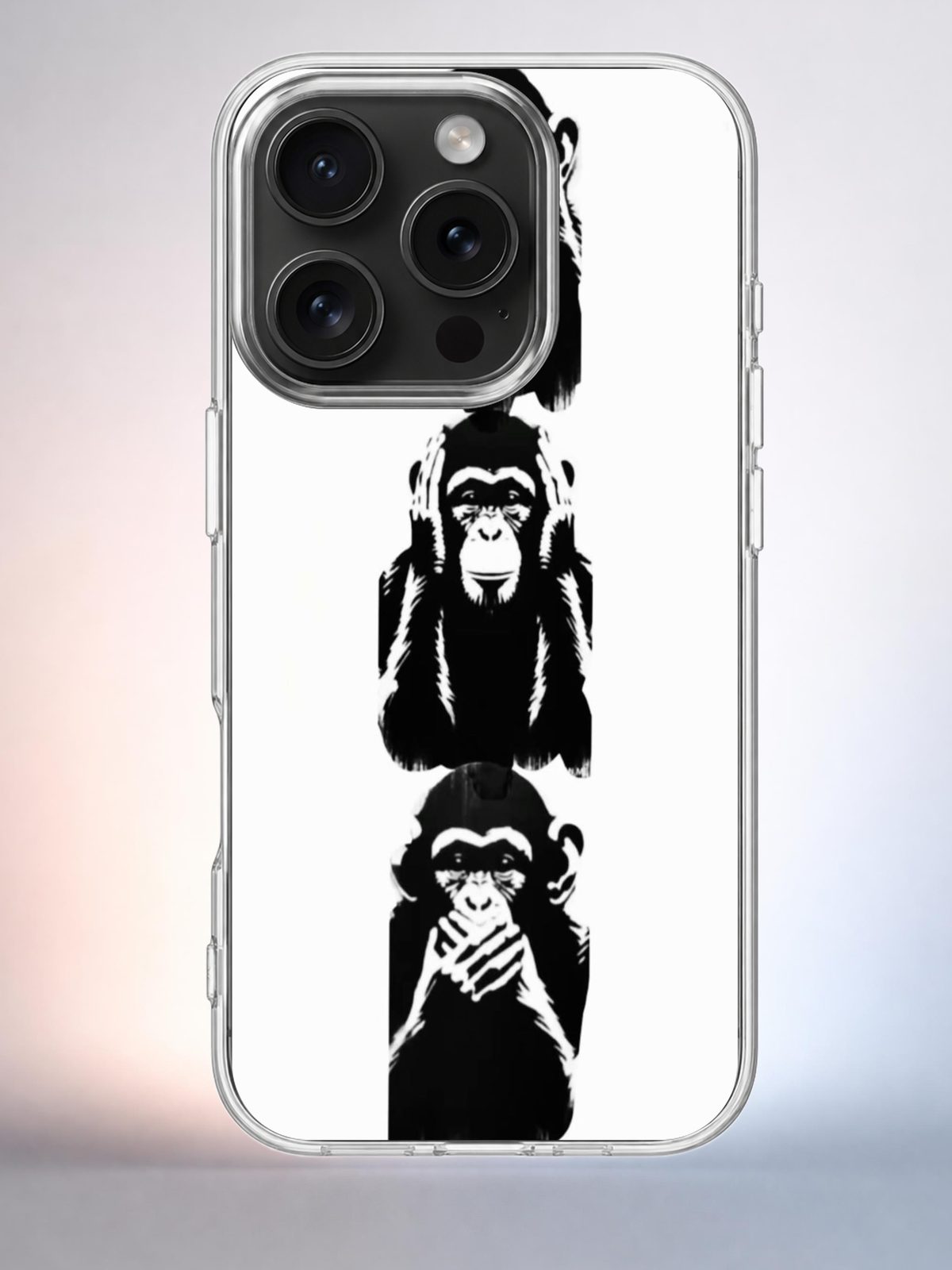 Эстетичный чехол на iPhone 15 Pro три обезьяны