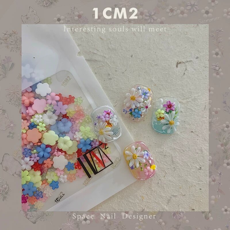 1CM2 Оригинальные смешанные тисненые маленькие цветочные украшения для ногтей 1 упаковка