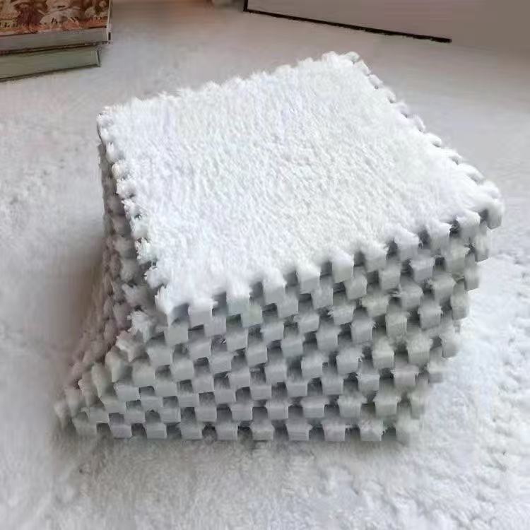 Коврик-пазл Плюшевая, зимний, текстиль, 10 элементов, 30x30 см（белый）