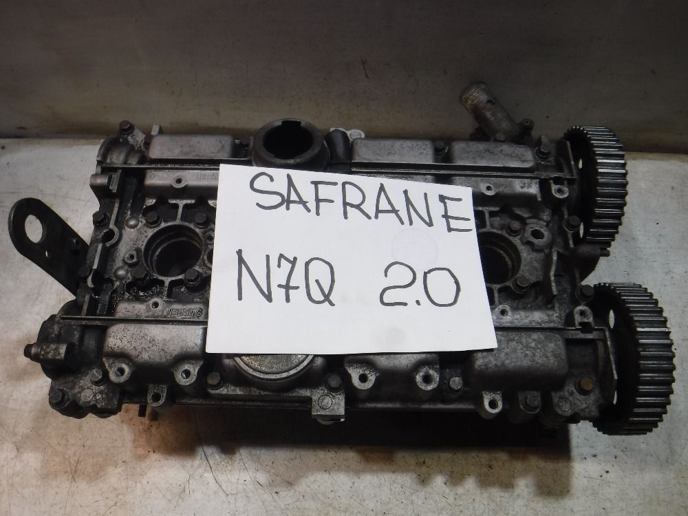 Головка блока цилиндров Renault Safrane