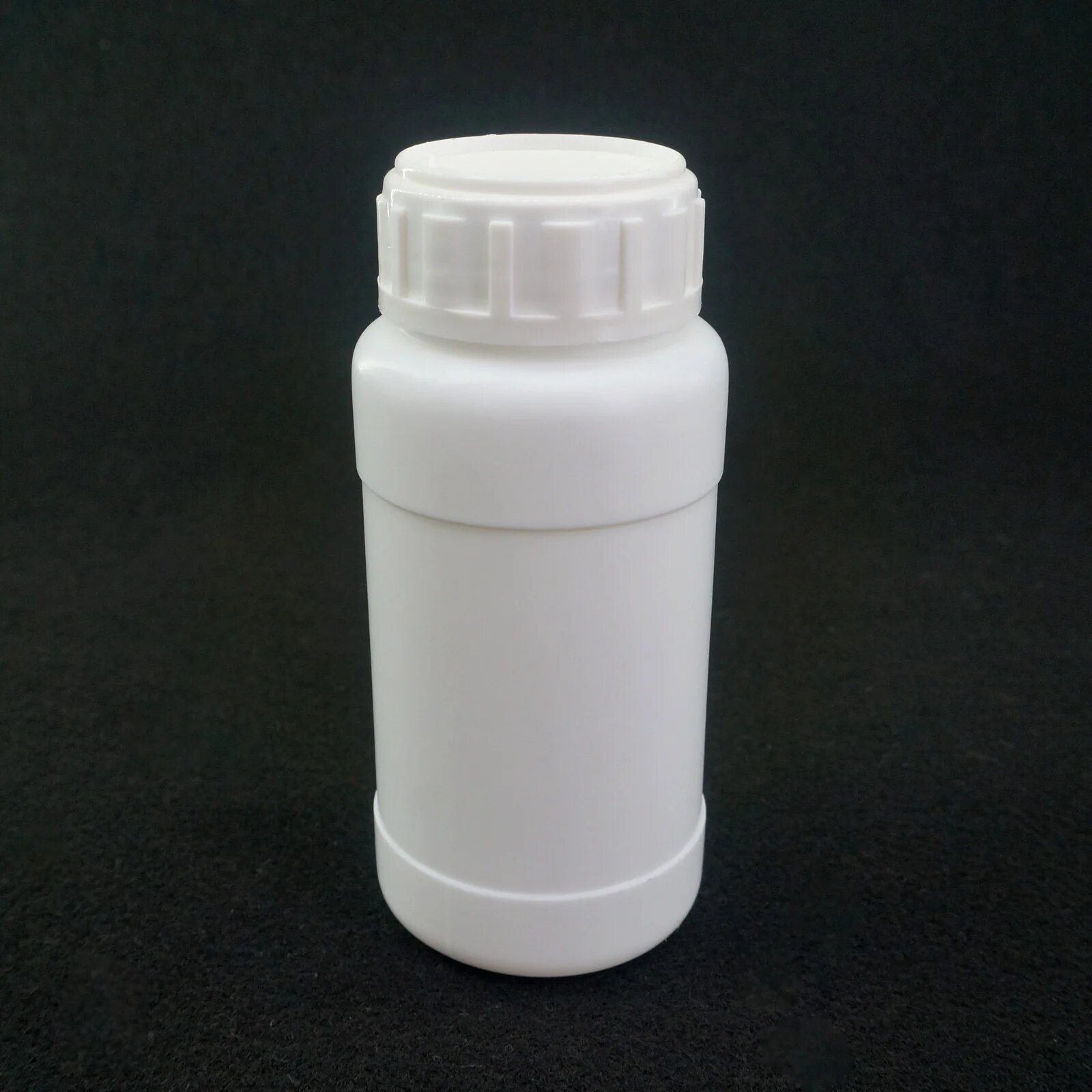 Фторированная бутылка HDPE 50/100/250/500/1000 мл белая 250ml