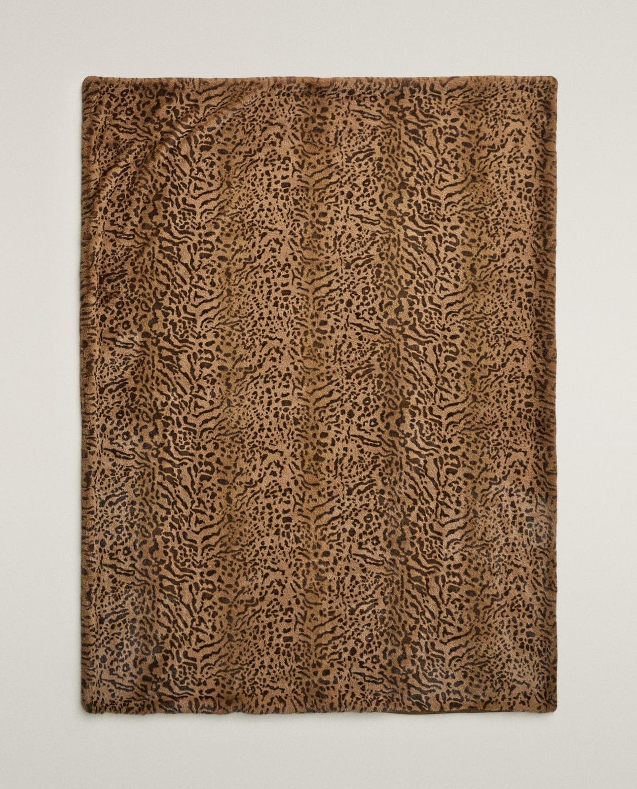Плед ZARA HOME из меха с анималистичным принтом, тигровый, 140 x 190 см 6384/004/035-16