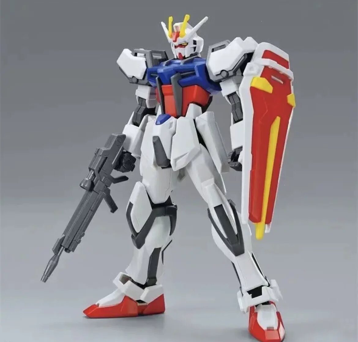 Сборная модель меха Гандам Unicorn, Destiny Strike Freedom Red Astray