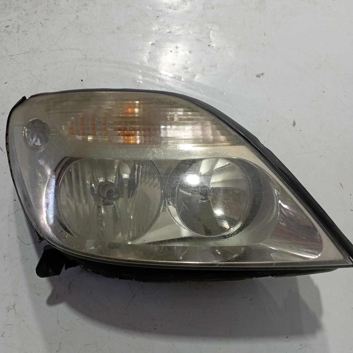 Фара правая Renault Scenic 1 рест. (1999 - 2003) 89002383