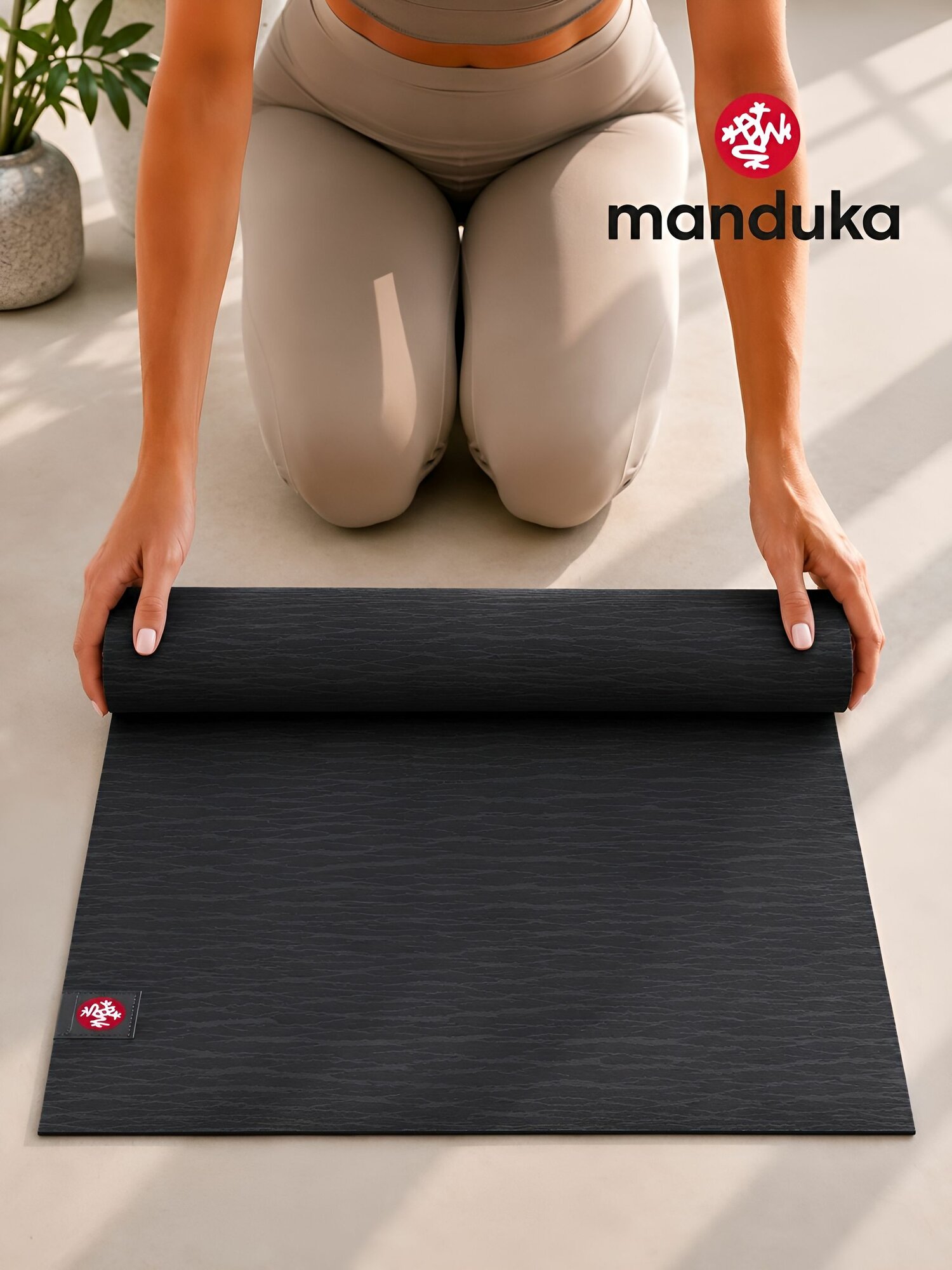 Каучуковый коврик для йоги Manduka eKO lite 180*61*0,4 см - Charcoal