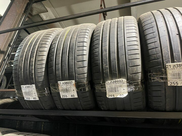 Летние шины Pirelli P Zero PZ4 255/40 R21 30% износ