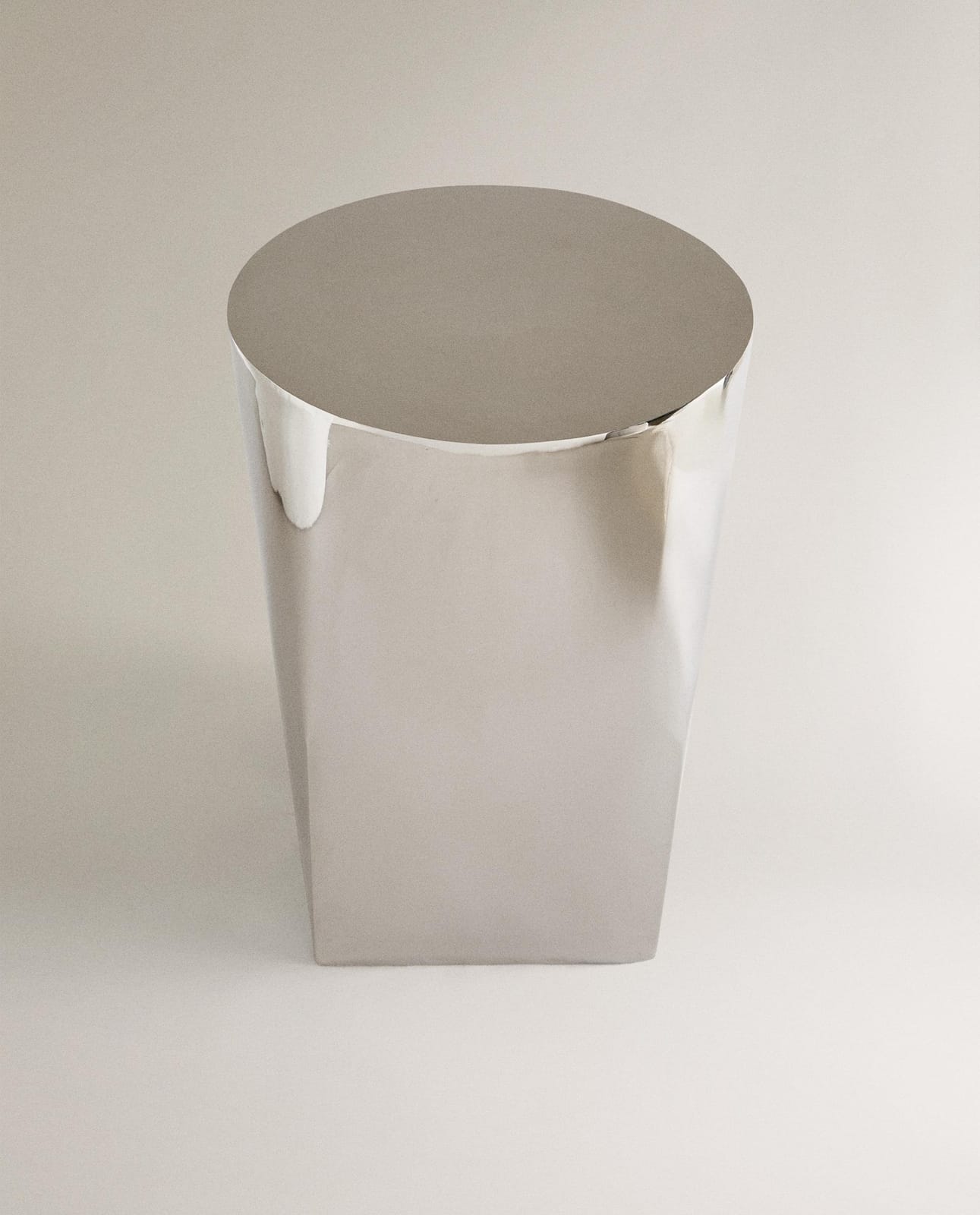 Стул ZARA HOME вспомогательный столик из нержавеющей стали, серебристый, 46 x 30 x 30 см 8390/073/808-99