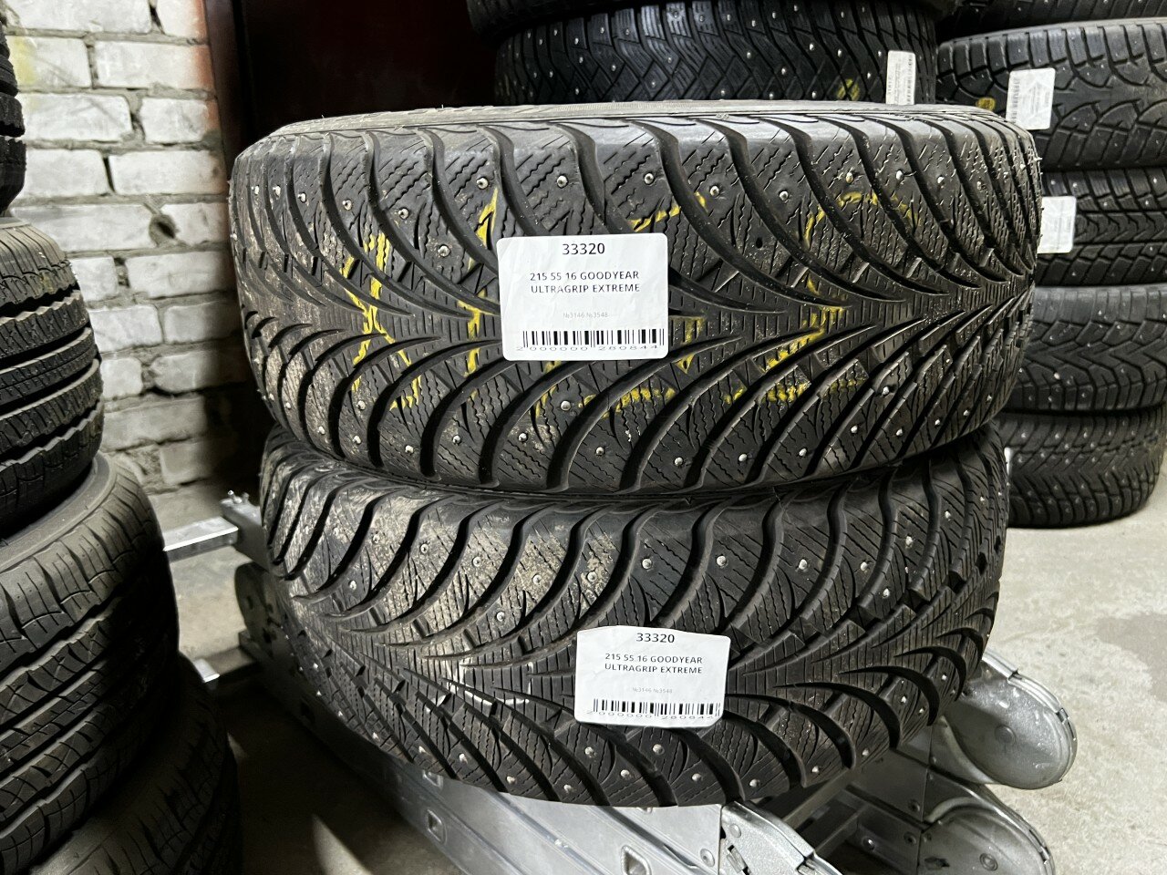 Шины Goodyear UltraGrip Extreme 215/55R16 97T